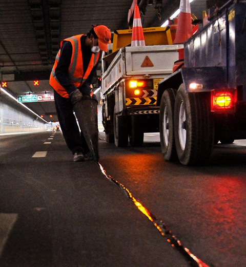 Asphalt Crack Sealing | Marathon Sealing
